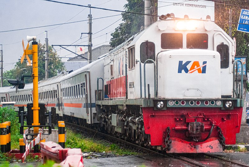 Gaji Masinis KAI Terbaru Beserta Tunjangan dan Jenjang Kariernya ...