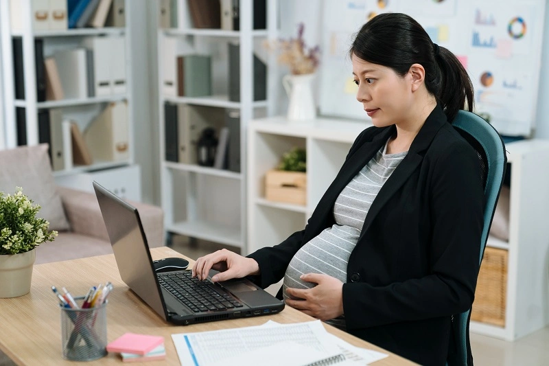 Mengenal Hak Maternity Leave, Ini Arti dan Dasar Hukumnya! - Ruang meNYALA